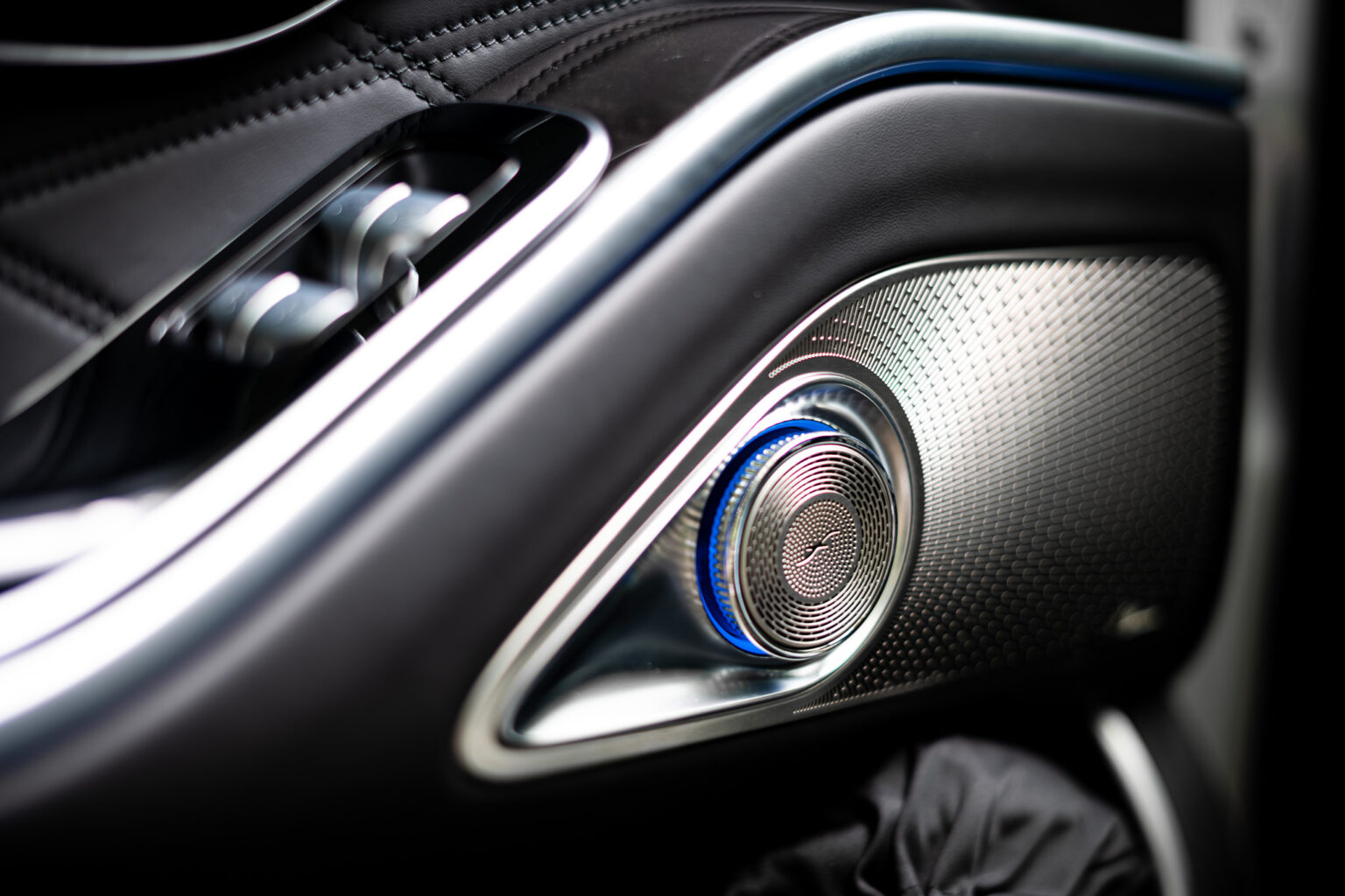 Essai Mercedes Maybach S680 : la limousine first class propulsée par un ...