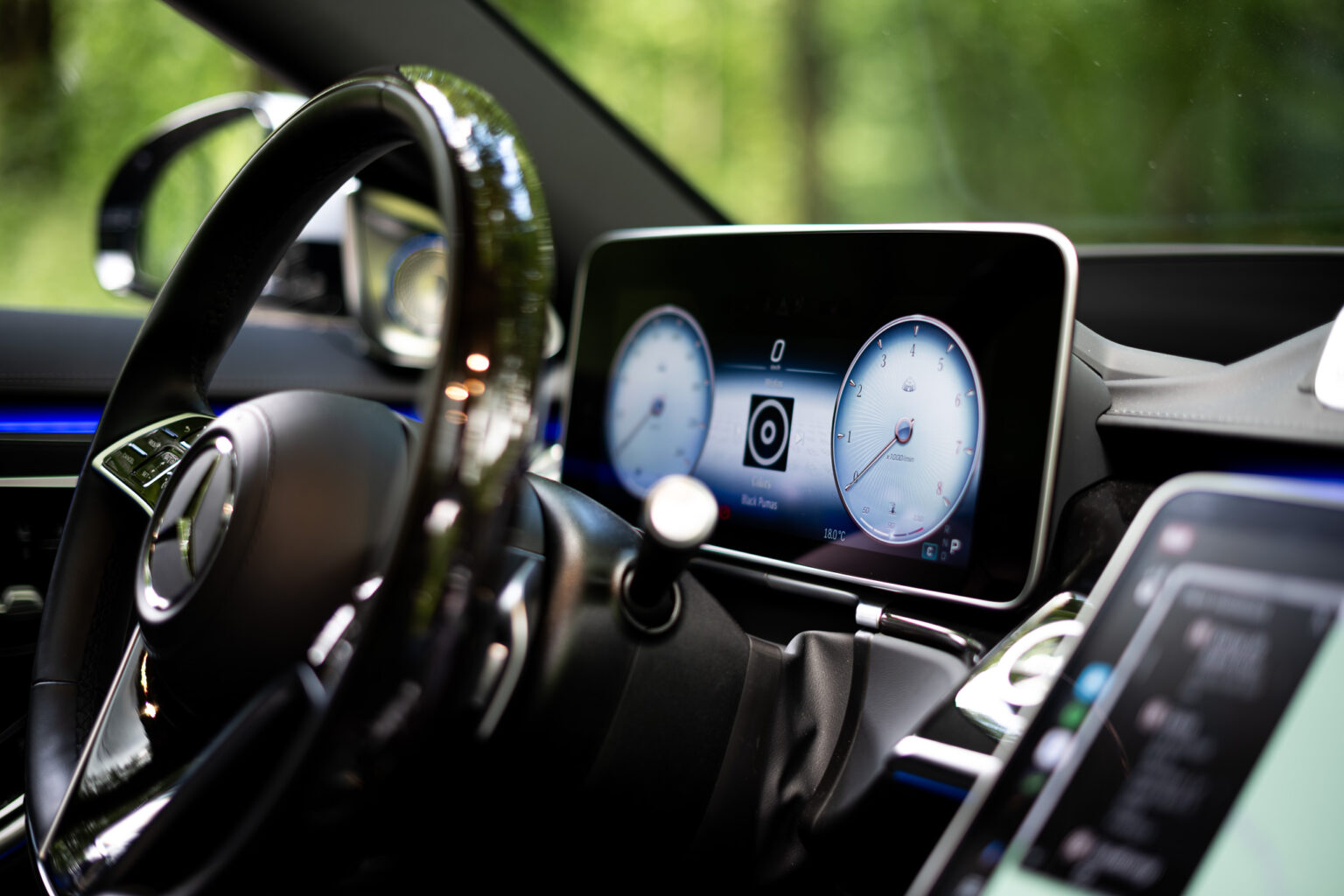 Essai Mercedes Maybach S680 : la limousine first class propulsée par un ...